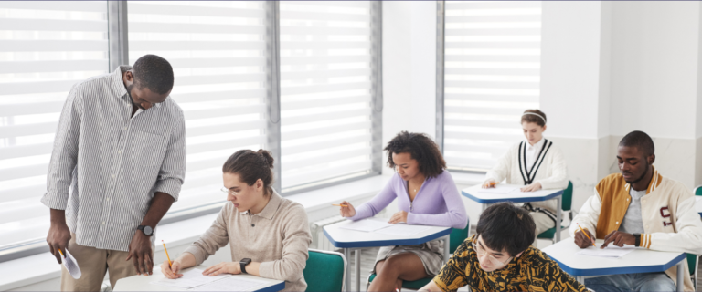 How to Qualify for Extra Time in UK Exams - Mytutoring